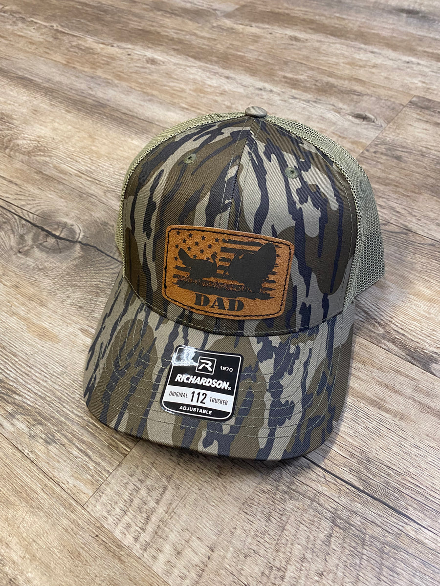 "Dad" Leather Patch OSFA Richardson Mossy Oak Bottomland/Loden – CC Designs